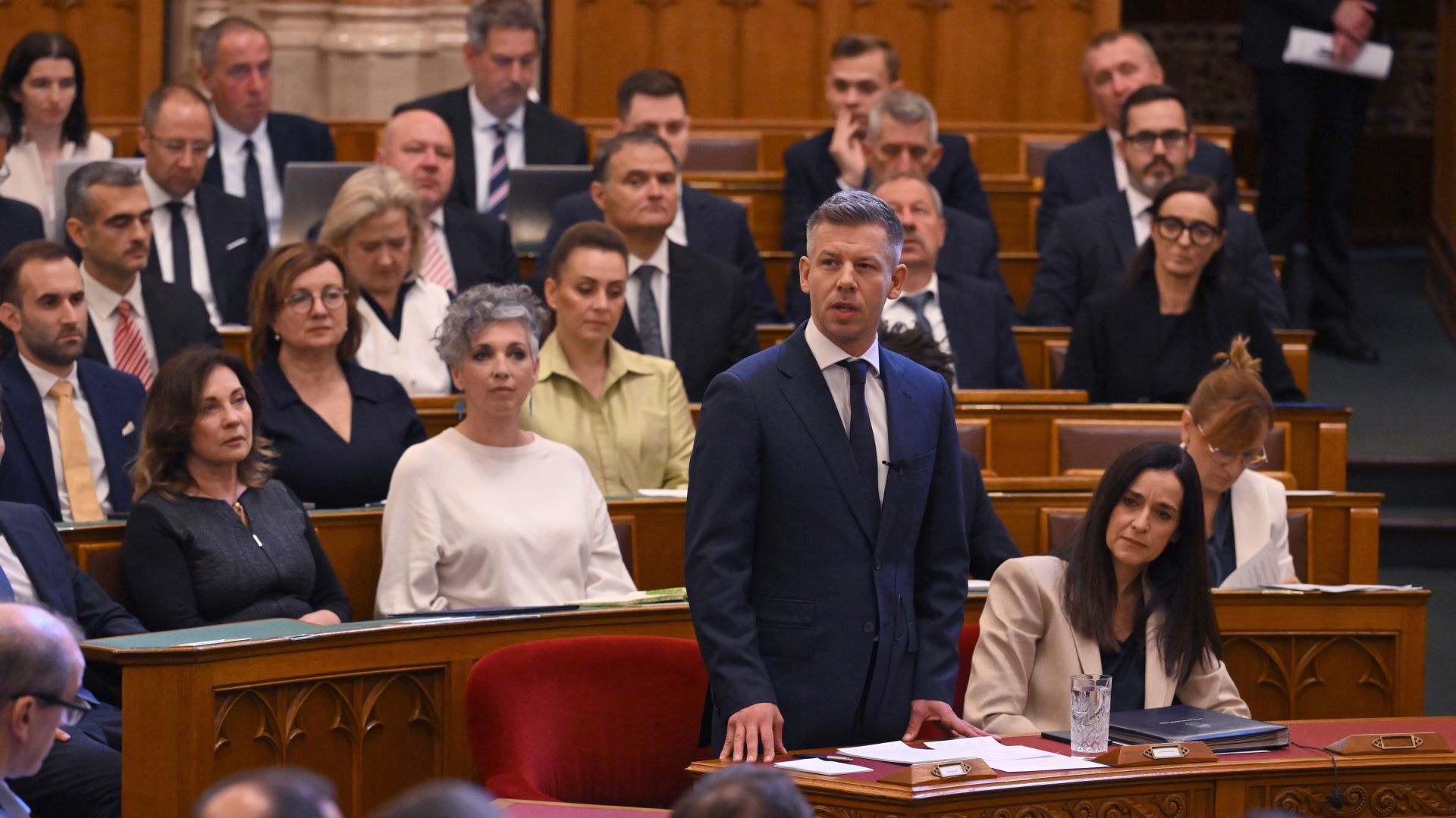 Két hetet kapott a Mol a szerbiai üzlet lezárására | Magyar Hang