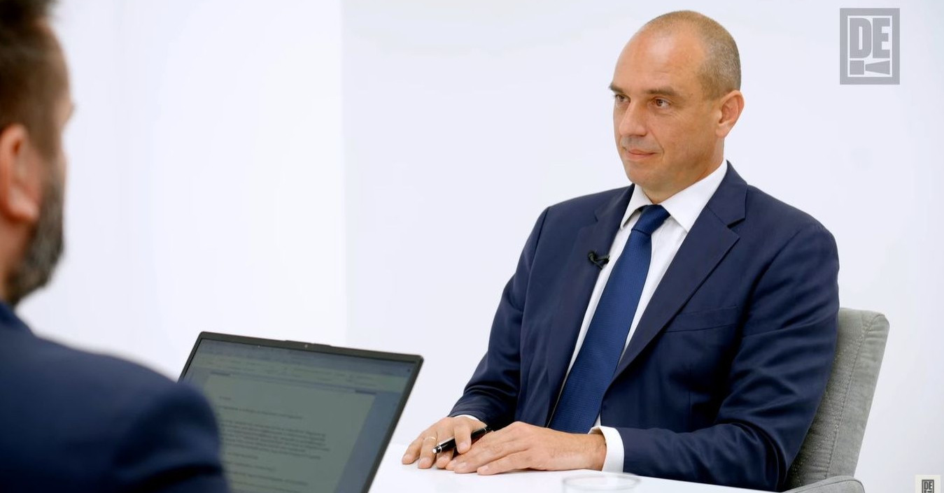 Vádat emeltek az Integritás Hatóság vezetője ellen. - Magyar Politika